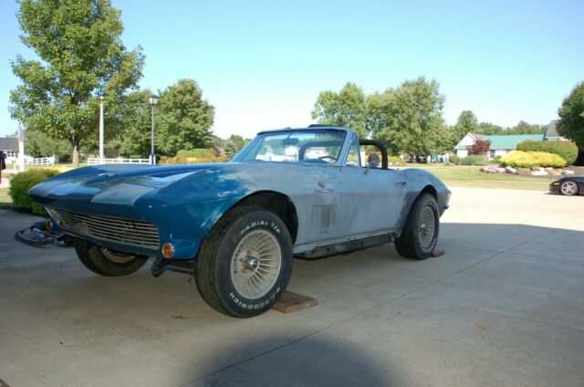 1964 L84 Corvette for sale: photos, technical specifications, description