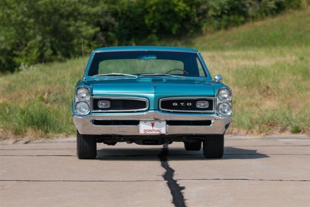 1966 Pontiac GTO 389 Tri Power V8 for sale: photos, technical ...