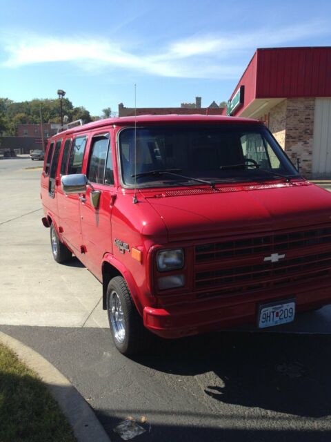 1990 Chevy van for sale: photos, technical specifications, description