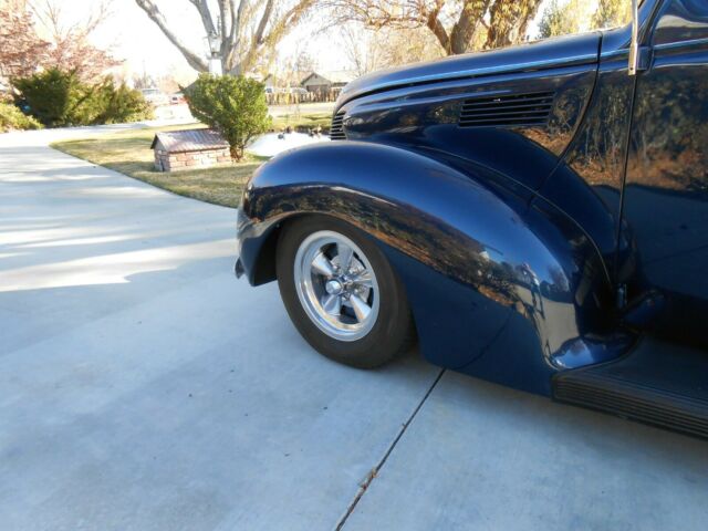 39 FORD SEDAN for sale: photos, technical specifications, description
