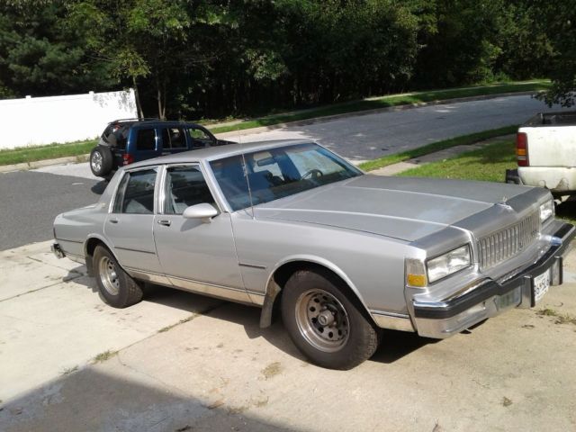 87 CAPRICE CLASSIC for sale: photos, technical specifications, description