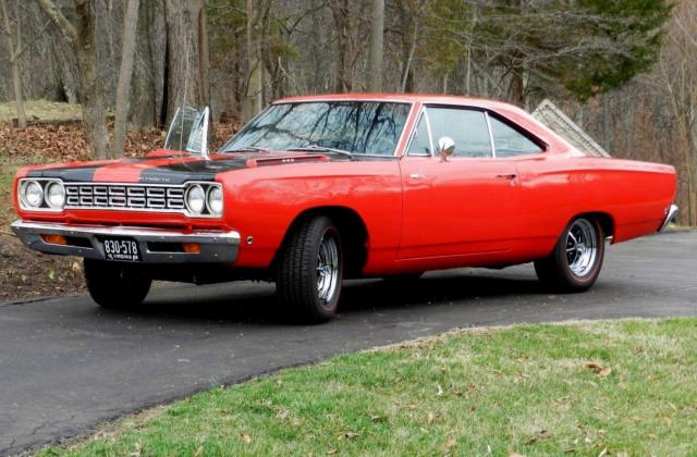 FLAWLESS, 440 4 Speed "68" Road Runner. Must See this Immaculate ...