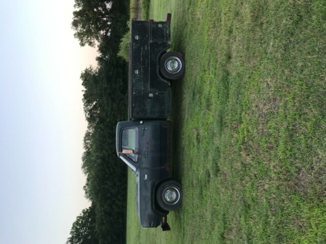 No Reserve 72 D200 for sale: photos, technical specifications, description