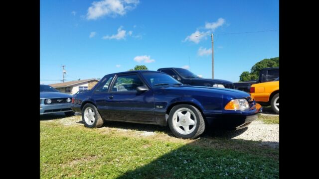 Notch Back Coupe 5 Speed for sale: photos, technical specifications ...